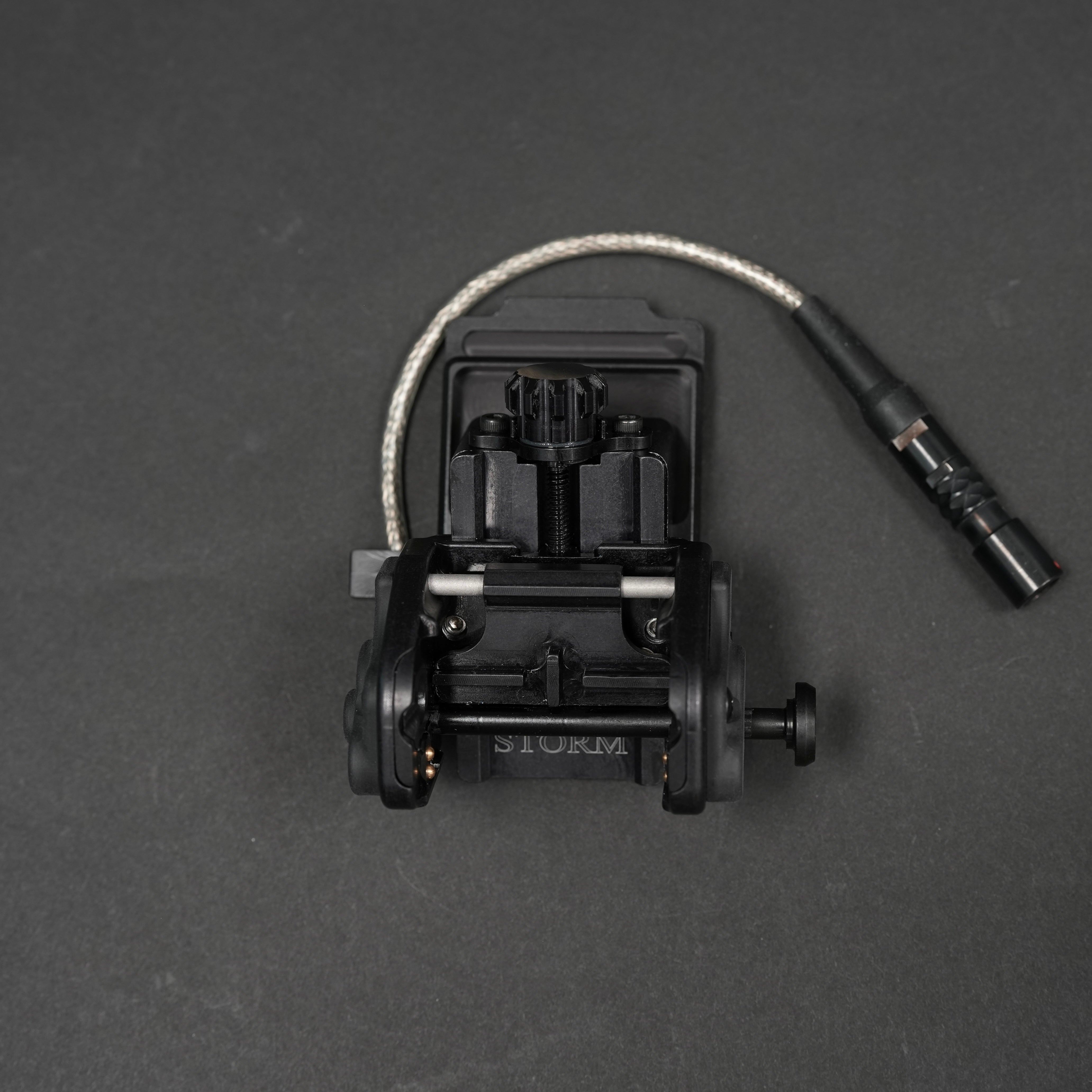 Storm Mount - For ANVIS Style Goggles (Ball Detent) – Apollo Gear Co.